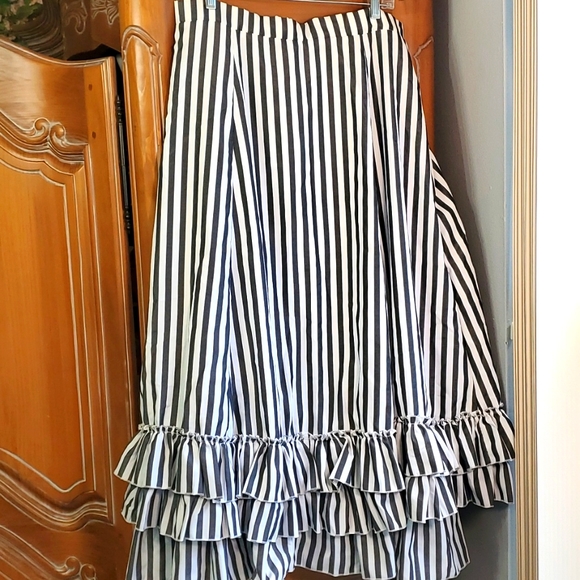 Belle Paque | Skirts | Belle Proque Square Dance Skirt Gray And White ...